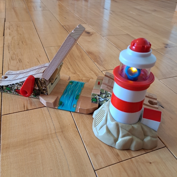 Thomas & Friends | Toys | Lighthouse Bridge Light Sounds Working Thomas ...